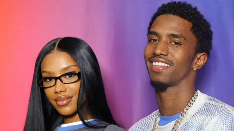 King Combs & His Girlfriend Raven Tracey Get "Hot & Sweaty" In Jaw ...