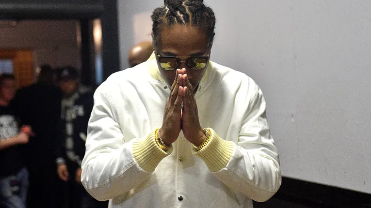Future Has Fans Questioning His Relationship Status With New Post