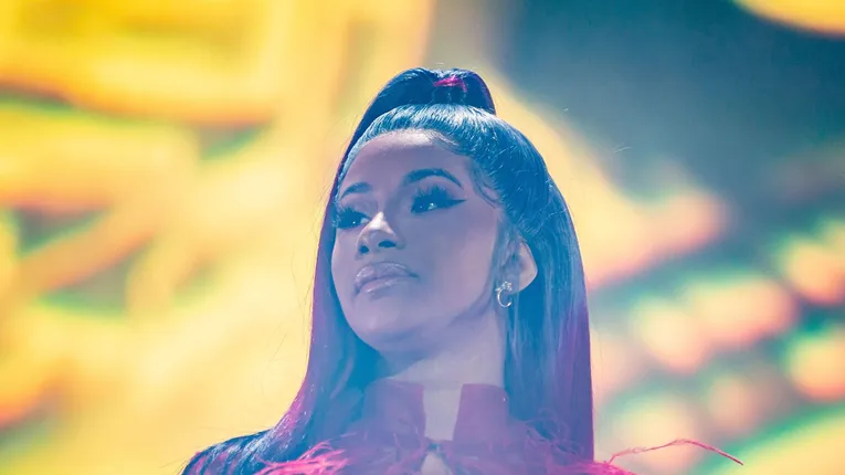 Cardi B Doesn’t Want Past As A Stripper Or Alleged Gang Ties To Hurt ...