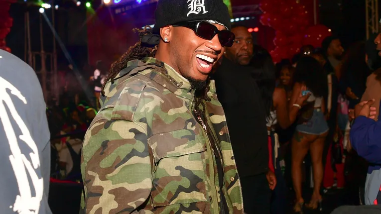 Fans Call Out Metro Boomin's "Neutral" Rap Beef Stance Due To Drake Feud