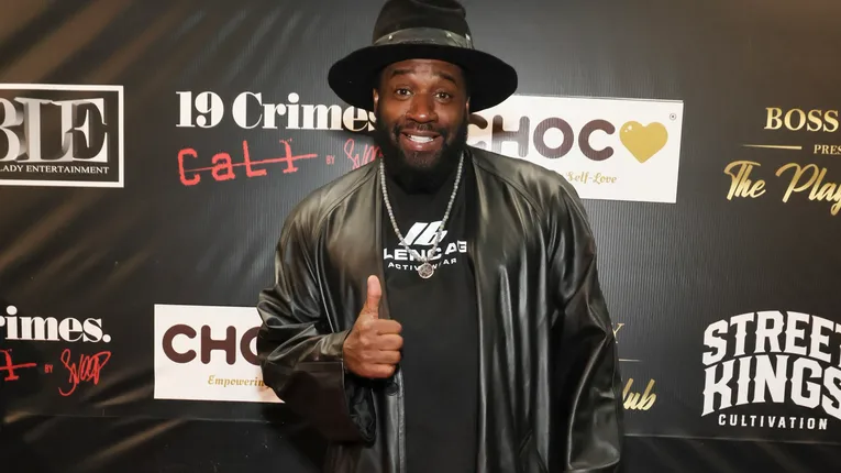 Corey Holcomb Allegedly Punches Female Comedian In New Footage