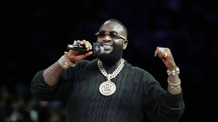 Rick Ross Flies Commercial, And Fans Can't Help But Bring Up Drake Lyrics