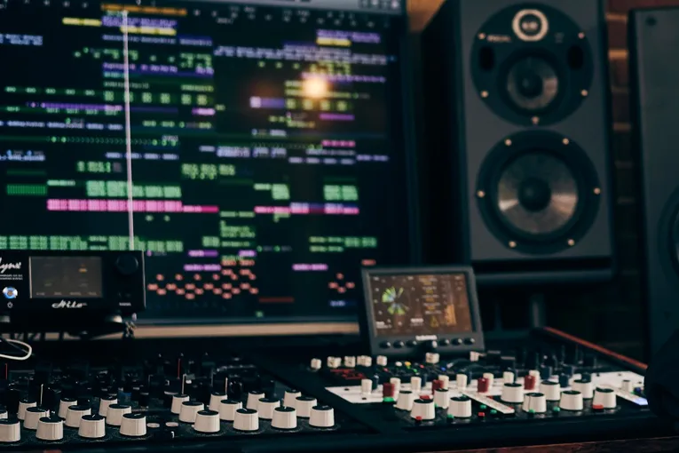 7 Best DAWs for Hip-Hop (Ranked)