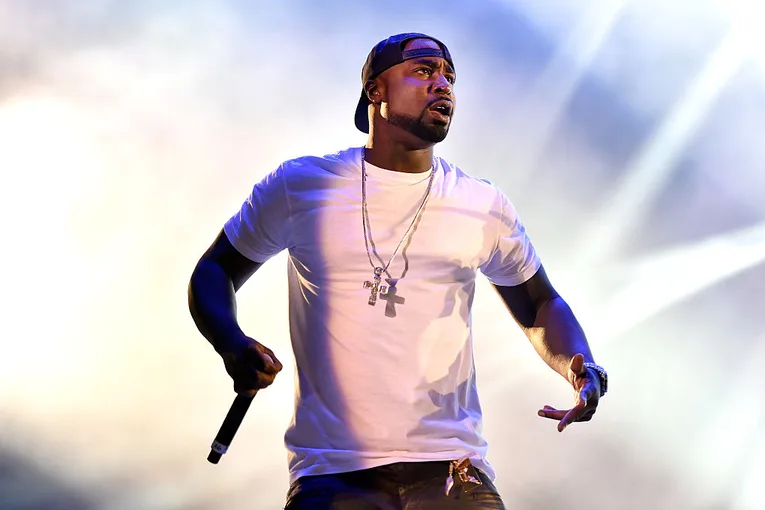 Young Buck Denies Rico Recklezz's Chain-Tucking Accusations