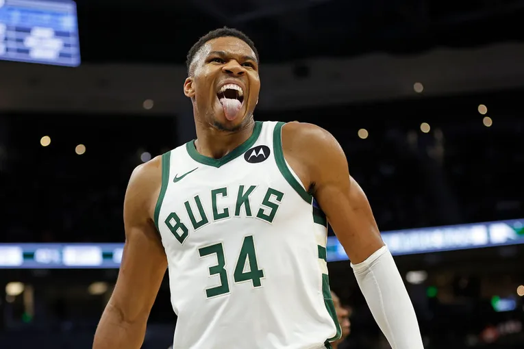 Giannis Antetokounmpo Inks Three-Year Extension Worth $186 Million: Report
