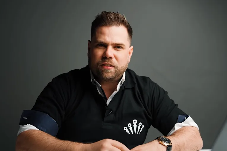 Who Is Nico Leonard van der Horst? The Fake Watch Buster