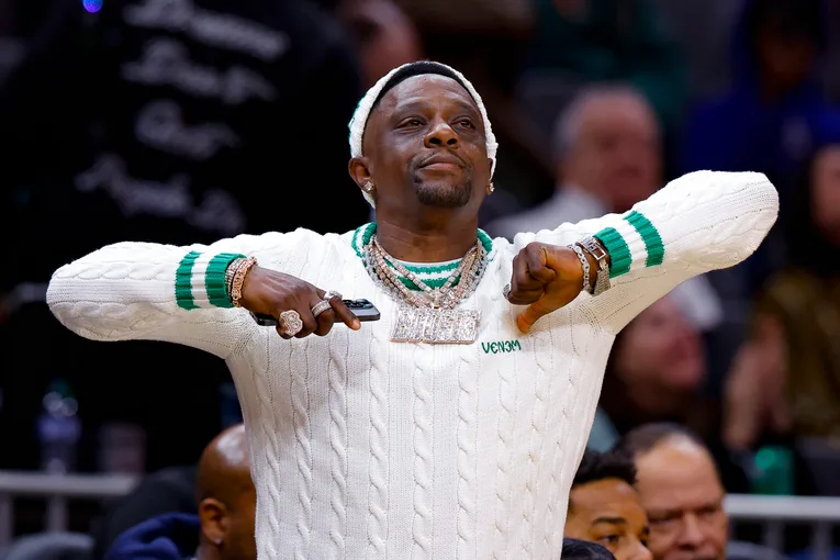 Boosie Badazz Angers Woman At Hawks Game Due To His Massive Chain