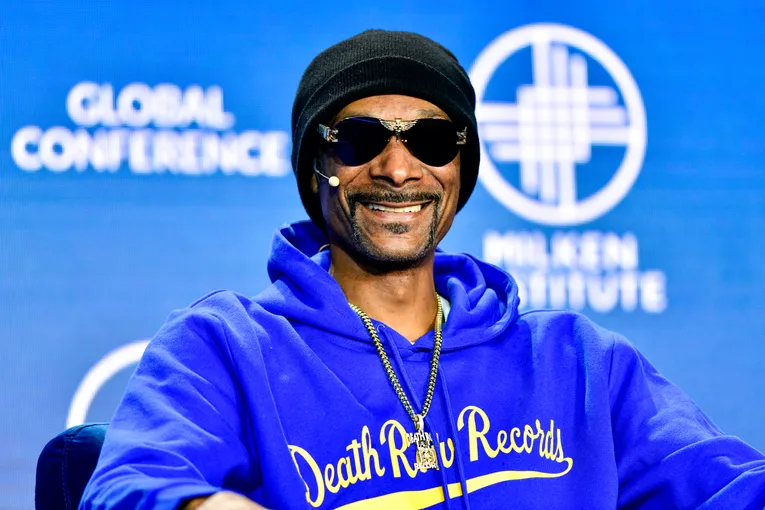 Snoop Dogg Brings Former Death Row Records Artist Back To The Label