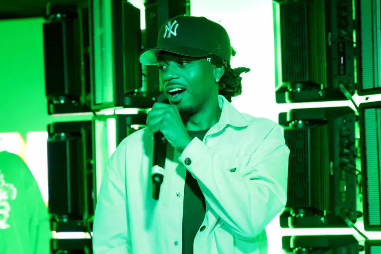Metro Boomin Drops Drake "Diss Beat" & Doubles Down On "Like That ...