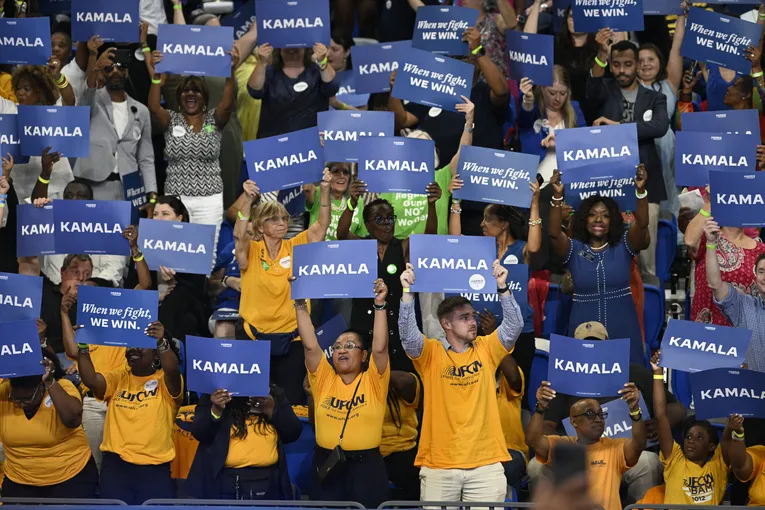 Kamala Harris Uses Kendrick Lamar’s "Not Like Us" At Atlanta Rally ...