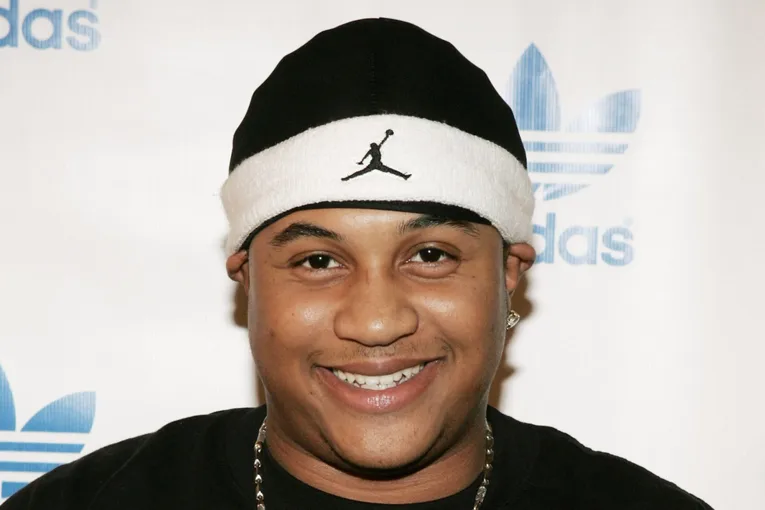Orlando Brown Receives Apologies From Fans For His Old Comments ...