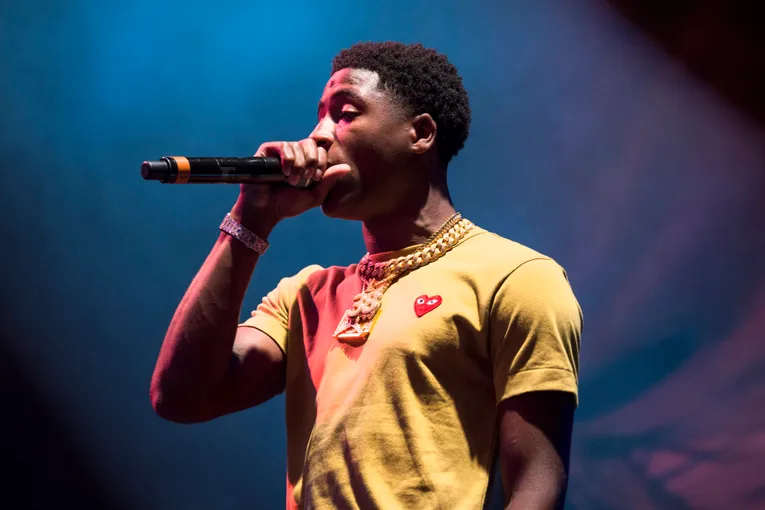 NBA YoungBoy Fans Change Stop Signs In Baton Rouge To Support Him