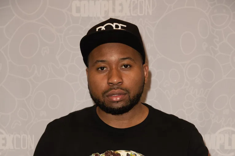 DJ Akademiks Collapses After Seeing Lil Durk’s Mugshot