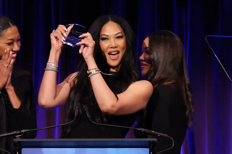 Kimora Lee Simmons Faces Legal Trouble Over Alleged Fraud, Forgery ...