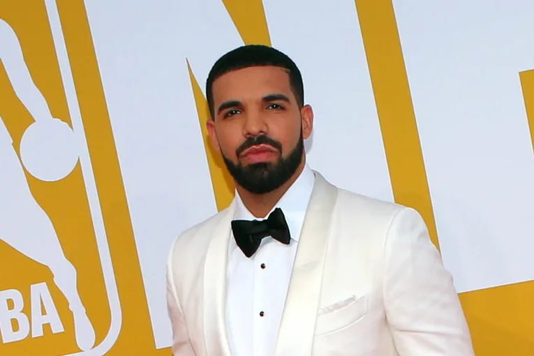 Chris Blake Griffith Accused Of Faking Drake DMs Because Rapper Refused ...