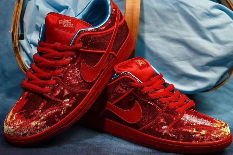 Friends And Family Exclusive Nike SB Dunk Low "Ruby Red Slipper"
