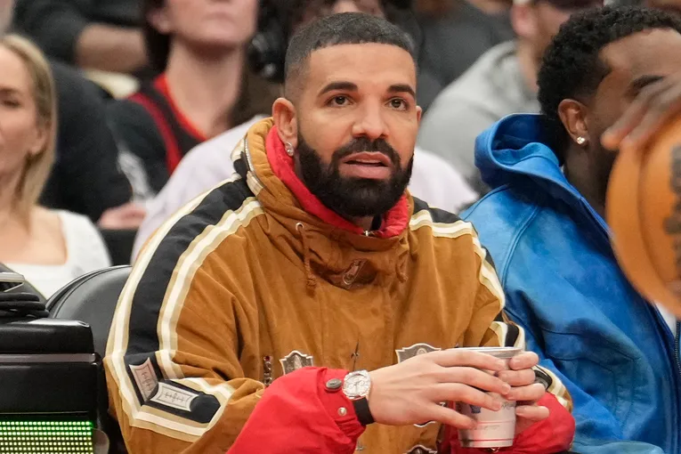 Drake Issues Blunt Response To Kendrick Lamar’s “Not Like Us” On New Album