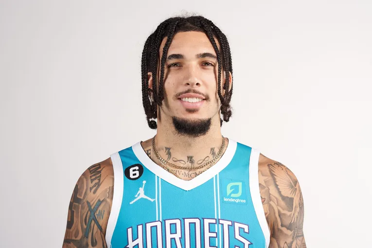 LiAngelo Ball Flexes Alleged Pregnant Mistress As She Drags Floyd ...