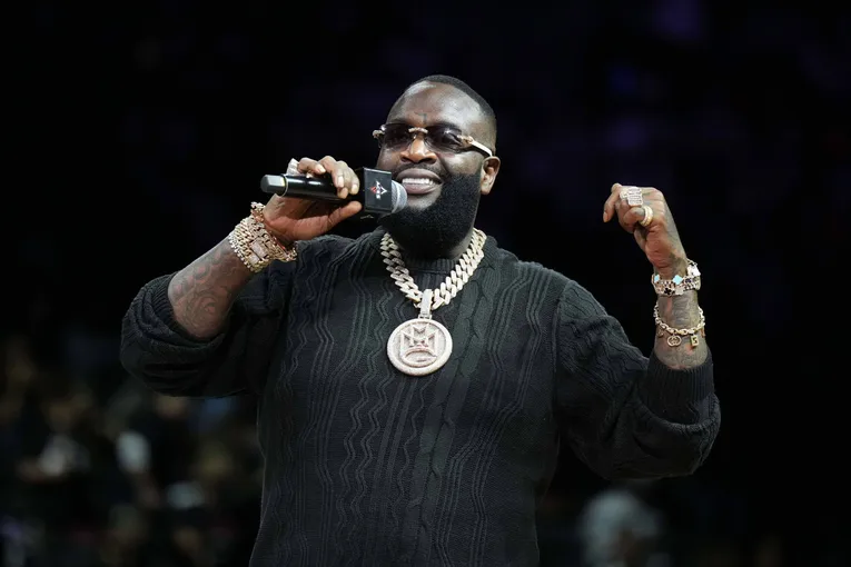 Freeway Rick Ross Attacks Rapper Rick Ross' Weight & Monikers, The ...