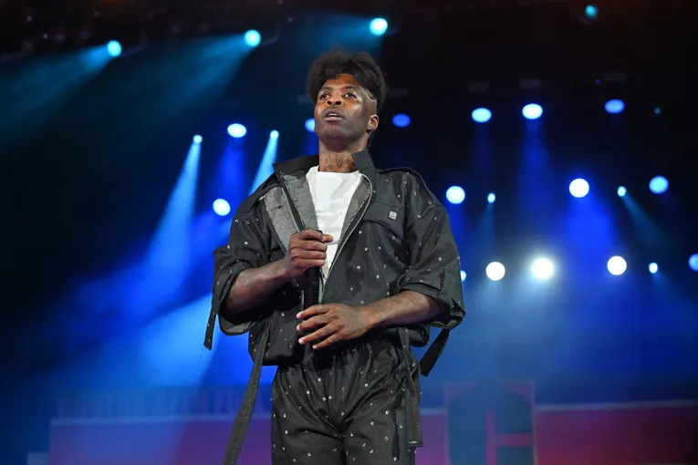 Yung L.A. Scarily Keels Over Mid-Performance