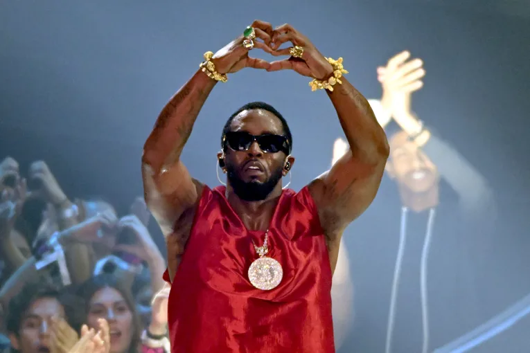 Diddy's Trial Interrupted By Screaming Woman In The Courtroom