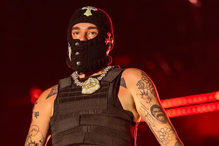 Drake Brings Out Yeat During Day 2 Of Wireless Festival