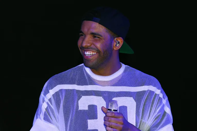 Drake Previews Unreleased Song During “ICEMAN” Stream