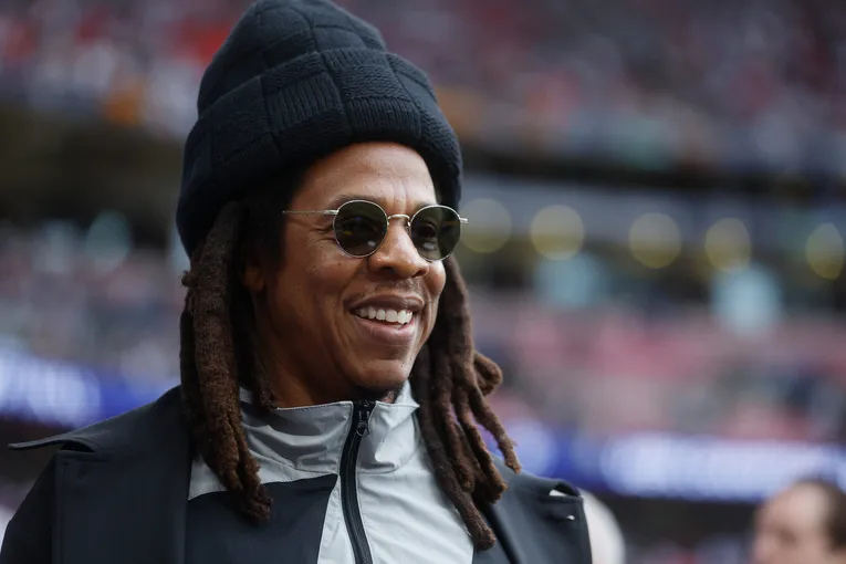 Jay-Z Fan Catches A Brief Video Of Him Enjoying A Quiet Outing On His Bike