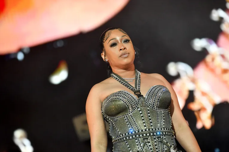 Trina's Electric SeaWorld Performance Leaves Fans Stunned