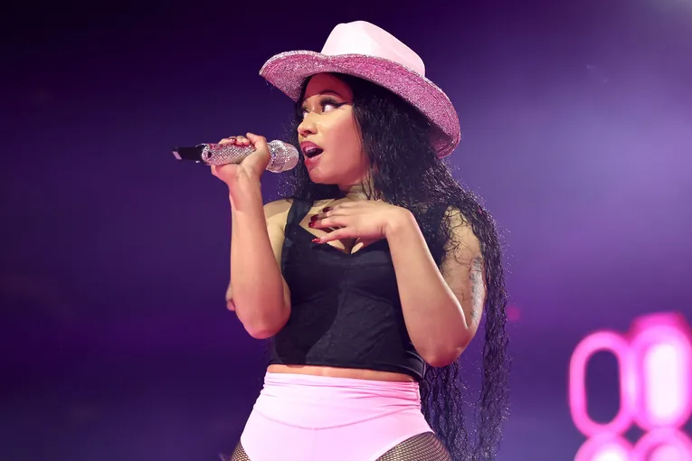 Charleston White Backs Nicki Minaj In Cardi B Beef