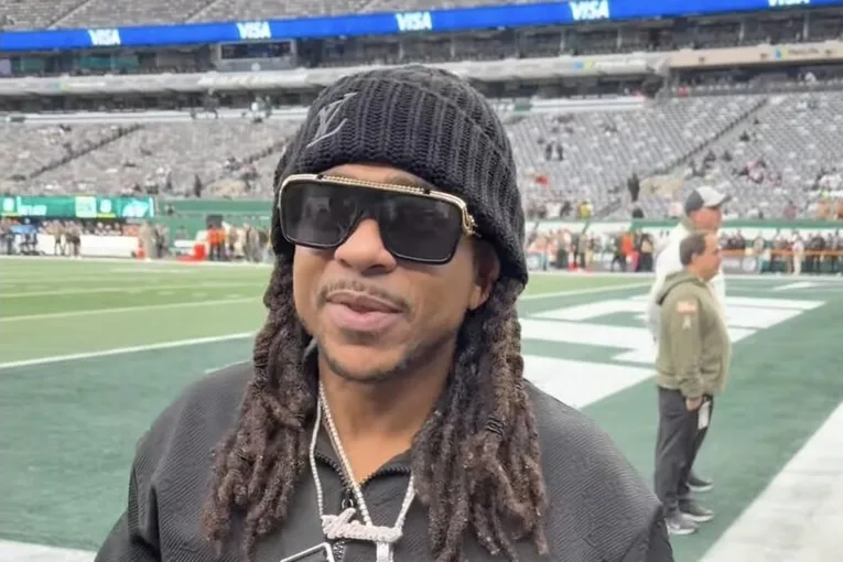 Max B Breaks Silence At New York Jets Game After Release From Prison