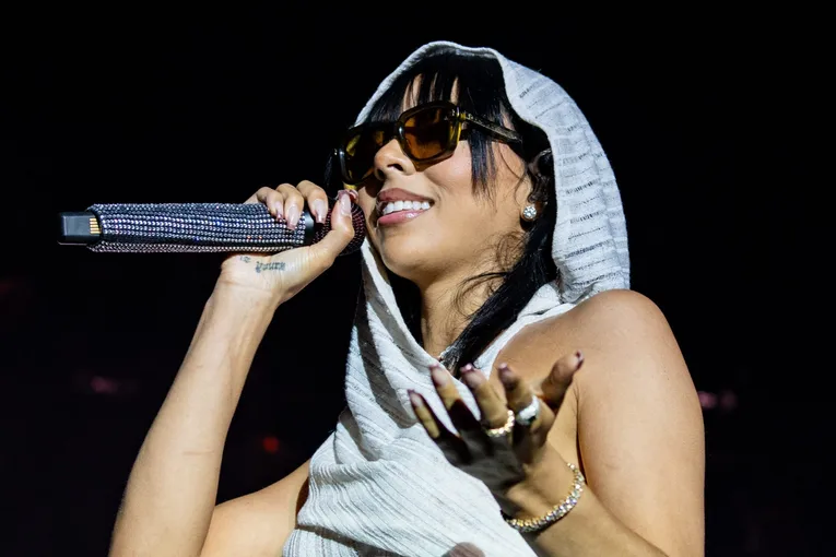 Mariah The Scientist's Engagement Ring Goes Viral For All The Wrong Reasons