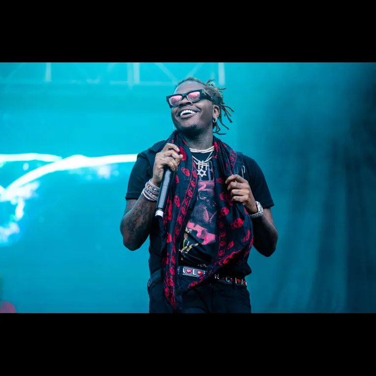 Gunna's New Album, "A Gift & A Curse," Dominates Apple Music Charts