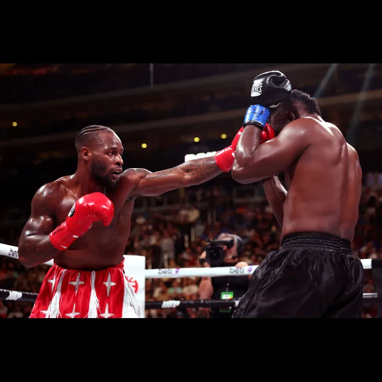 Le'Veon Bell On Fighting Jake Paul: "Nowhere Near The Same Caliber Of ...