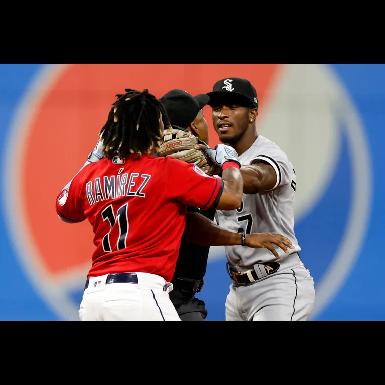 Tim Anderson Posts Cryptic Tweets Aimed At Jose Ramirez Following ...