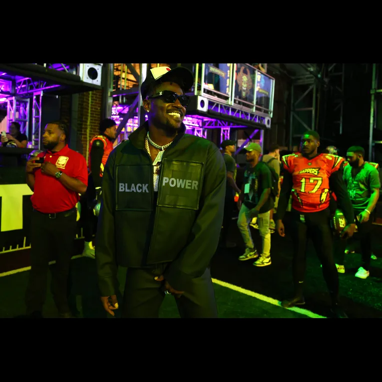 Antonio Brown To Be Arrested Unless He Pays $15K In Child Support