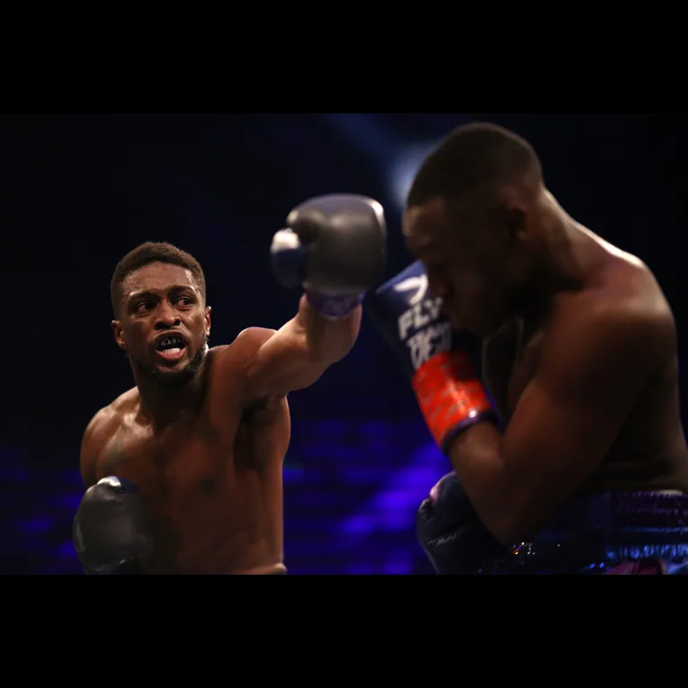 Swarmz Net Worth 2023: What Is The Influencer Boxing Star Worth?