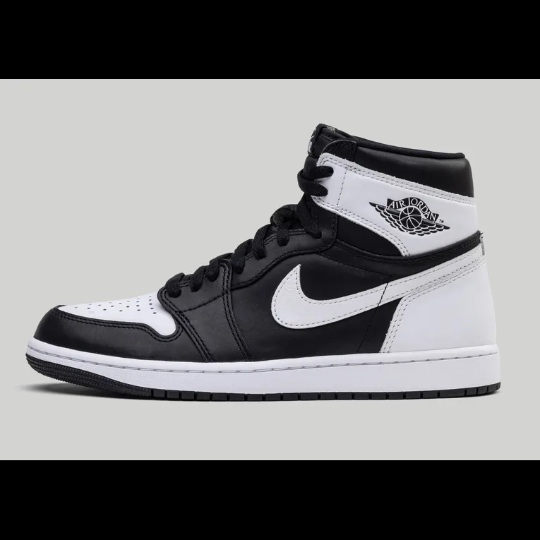 Air Jordan 1 High OG “Reverse Panda” Gets Official Photos