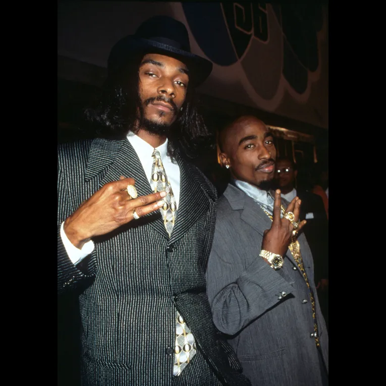 Drake "Taylor Made" Freestyle: Did He Cross A Line With AI Tupac ...