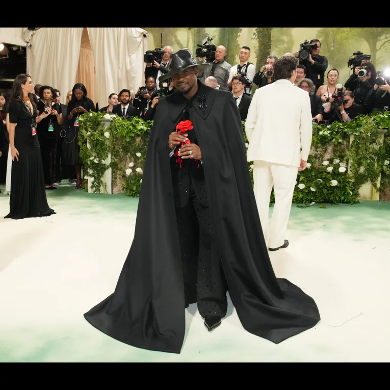 Usher's Intense Met Gala Look Draws Unique Comparisons On Social Media