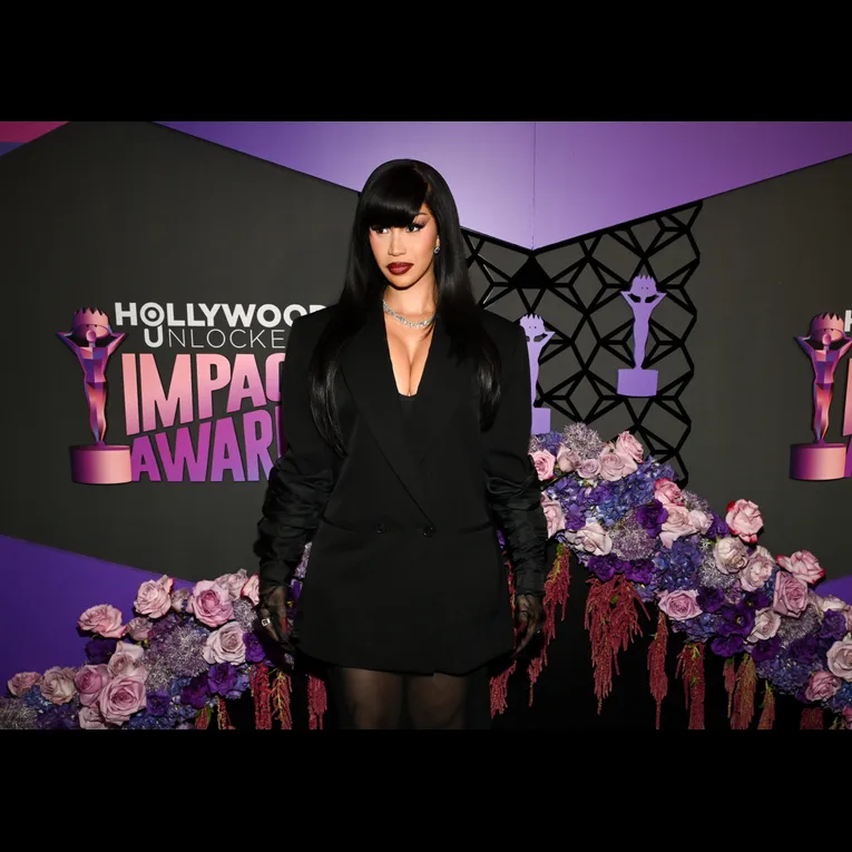 Cardi B Sparks Pregnancy Rumors With Impact Awards Outfit Following ...