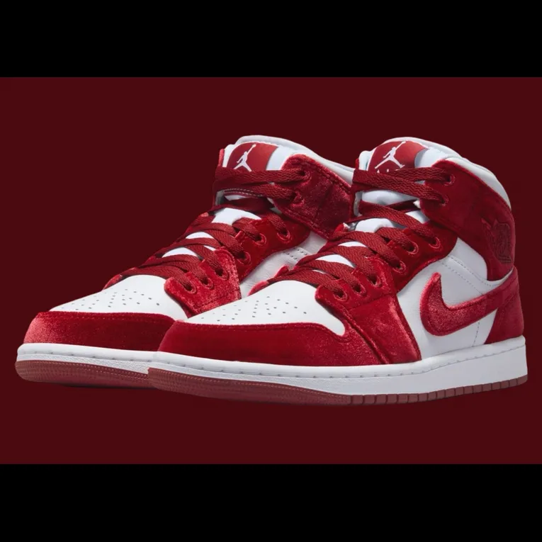 Air Jordan 1 Mid “Red Velvet” Officially Unveiled