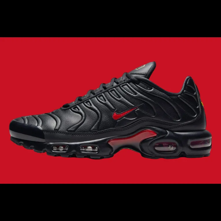 Nike Air Max Plus Leather “Bred” Officially Unveiled