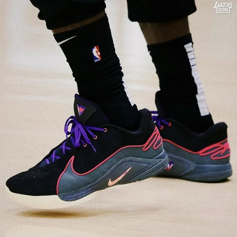 LeBron James Unveils New Nike LeBron 22 “Blacklight”