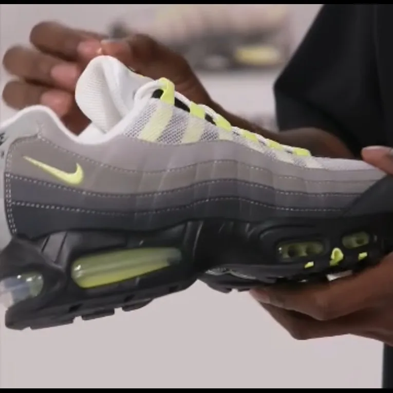 Nike Air Max 95 OG To Return In "Neon" In 2025