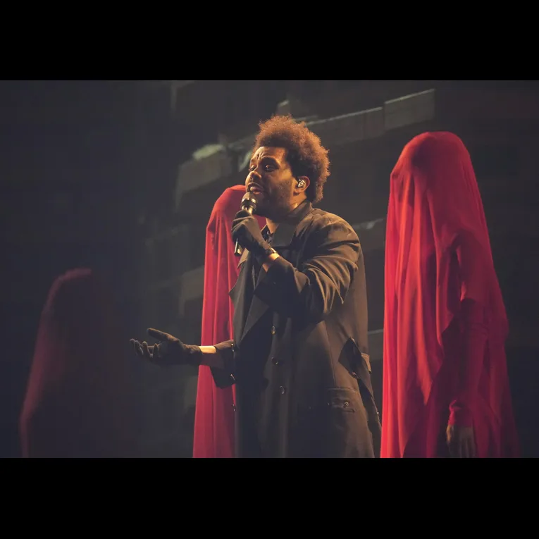 The Weeknd's Music-Based Film With Jenna Ortega & Barry Keoghan Gets ...