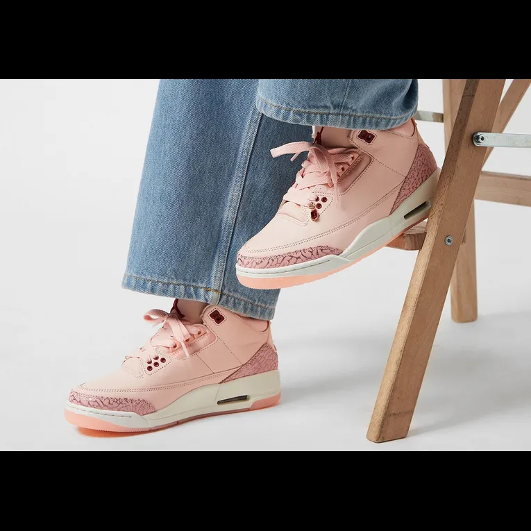 Detailed And On-Foot Look Of Air Jordan 3 “Valentine’s Day”
