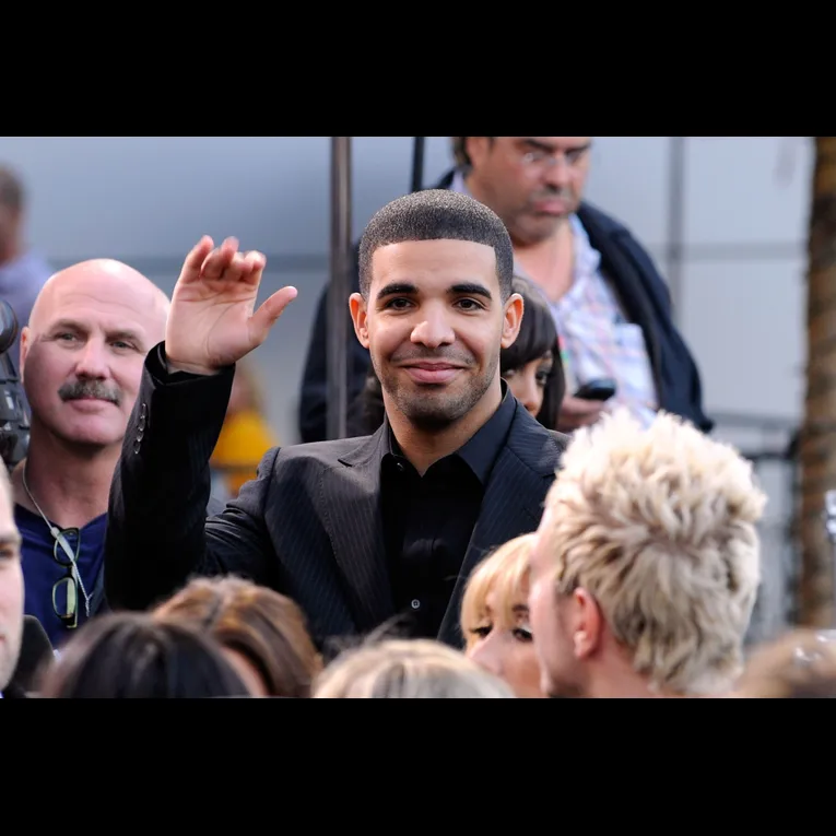 A History Of Drake & Kanye's Collaborations