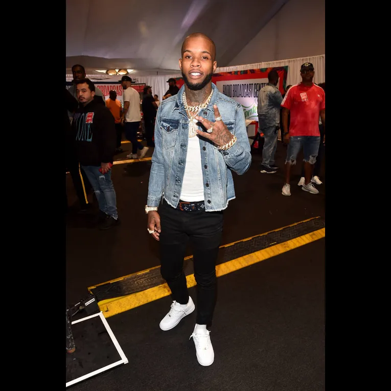 Tory Lanez Inundated With Memes After Bald Spot Photo Goes Viral