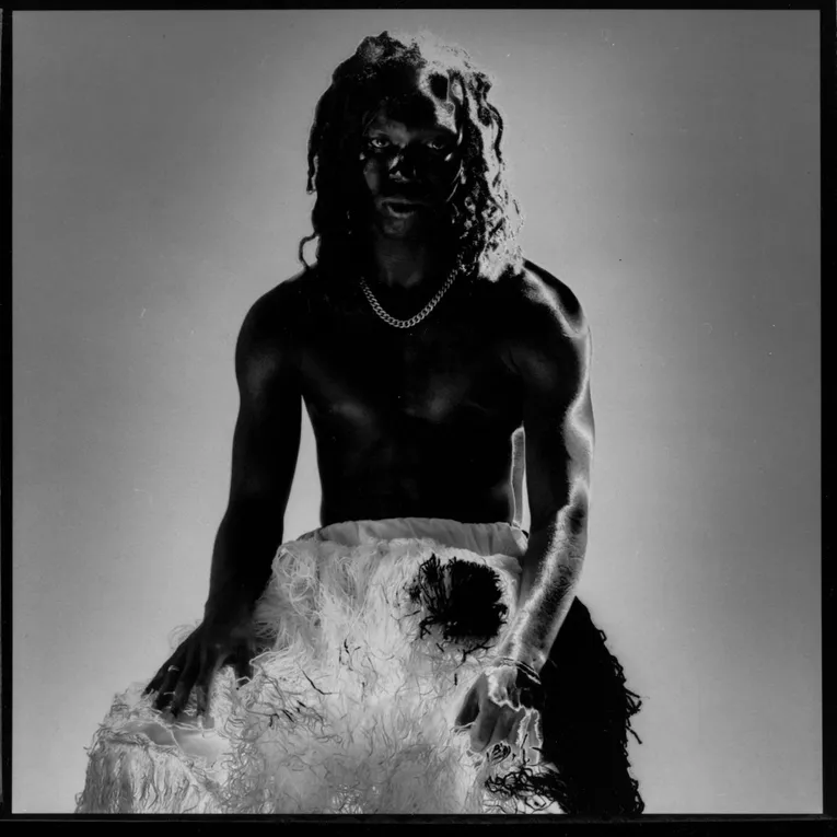 MAVI Is Cautiously Optimistic On Third Album "Shadowbox"